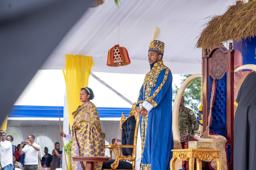 Toro: King Oyo Celebrates 29 Years on the Throne, Advocates for Flood ...